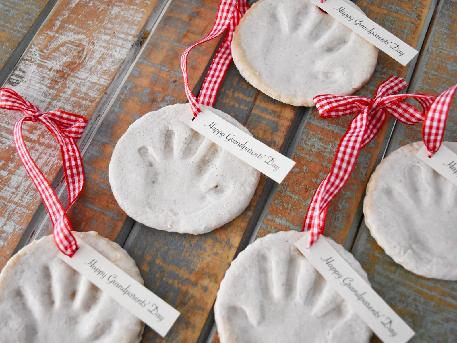 Fun Friday: Grandparents’ Day Handprint Keepsake - Kids Ministry ...